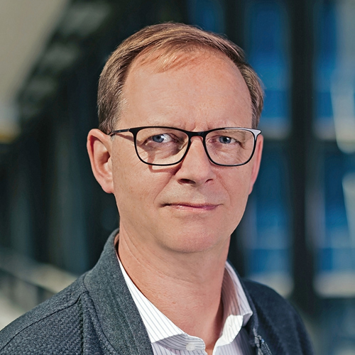 Prof. Dr. E.J. (Eric) Snijder | LUMC